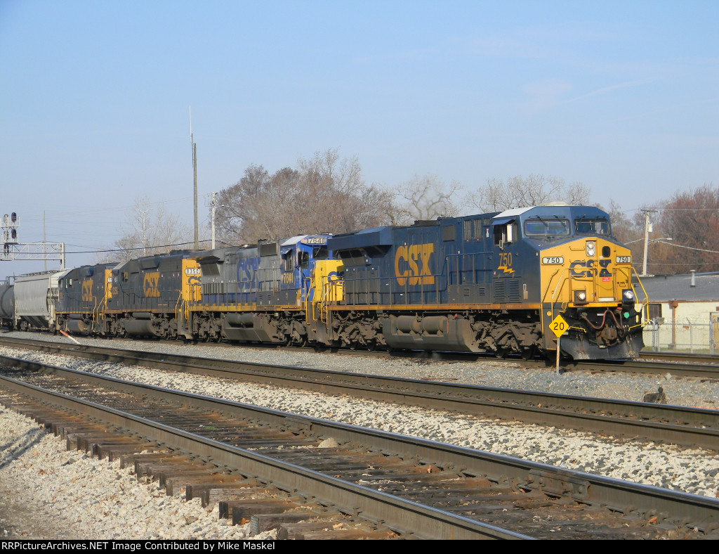 CSX 750
